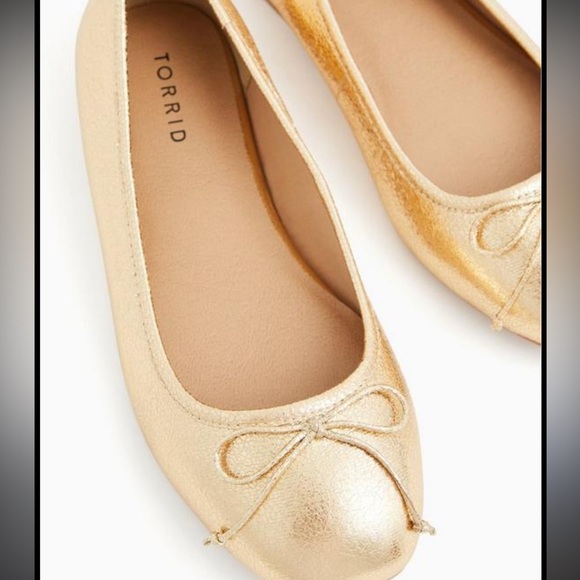 torrid | Shoes | Torrid Rounded Toe Ballet Flat Metallic Gold | Poshmark